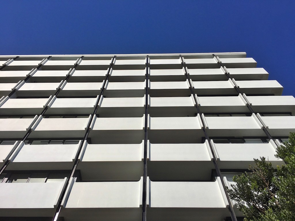 Sol Sapir repeats a design, not for the first time. – Storey of Melbourne