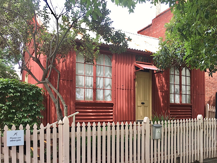 Prefabricated iron houses for gold rush Melbourne. – Storey of Melbourne