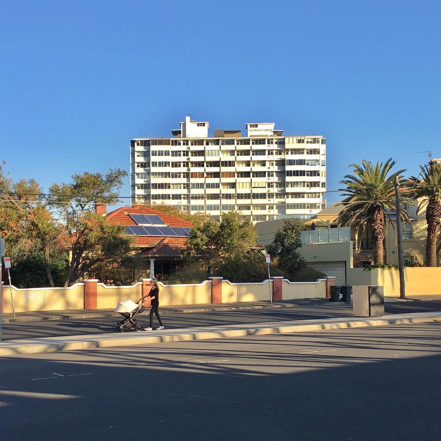 Edgewater Towers, 1961 – Storey of Melbourne