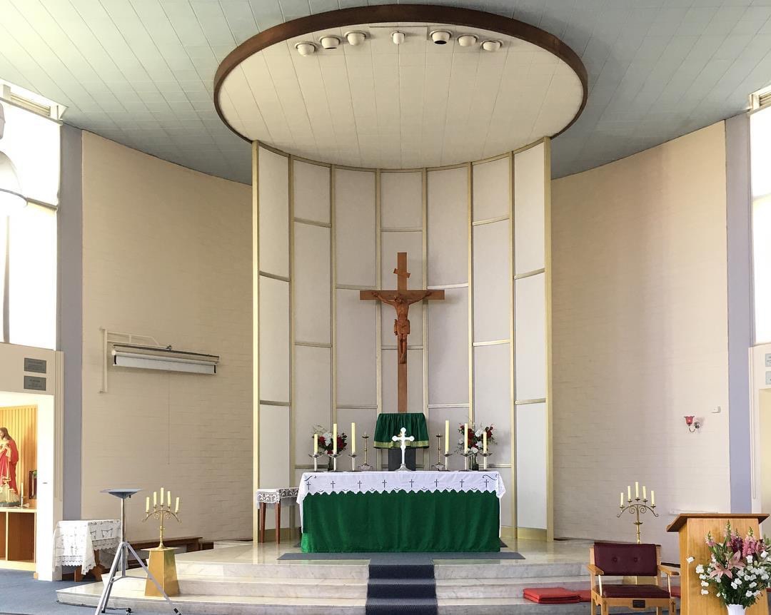 An oval church ? Why not ! – Storey of Melbourne