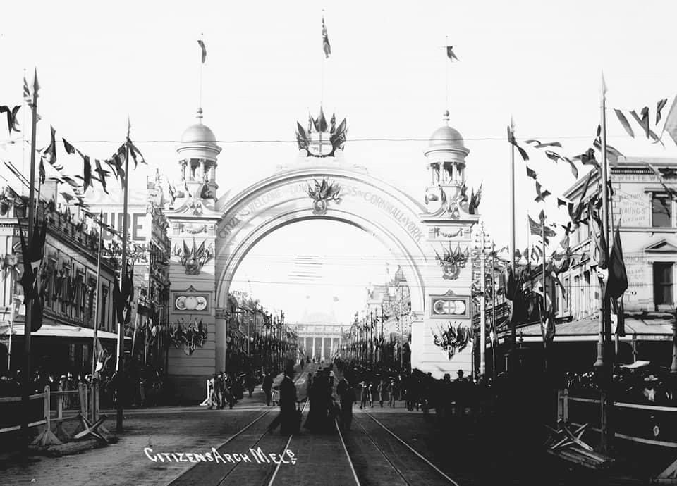 Federation arches – Storey of Melbourne