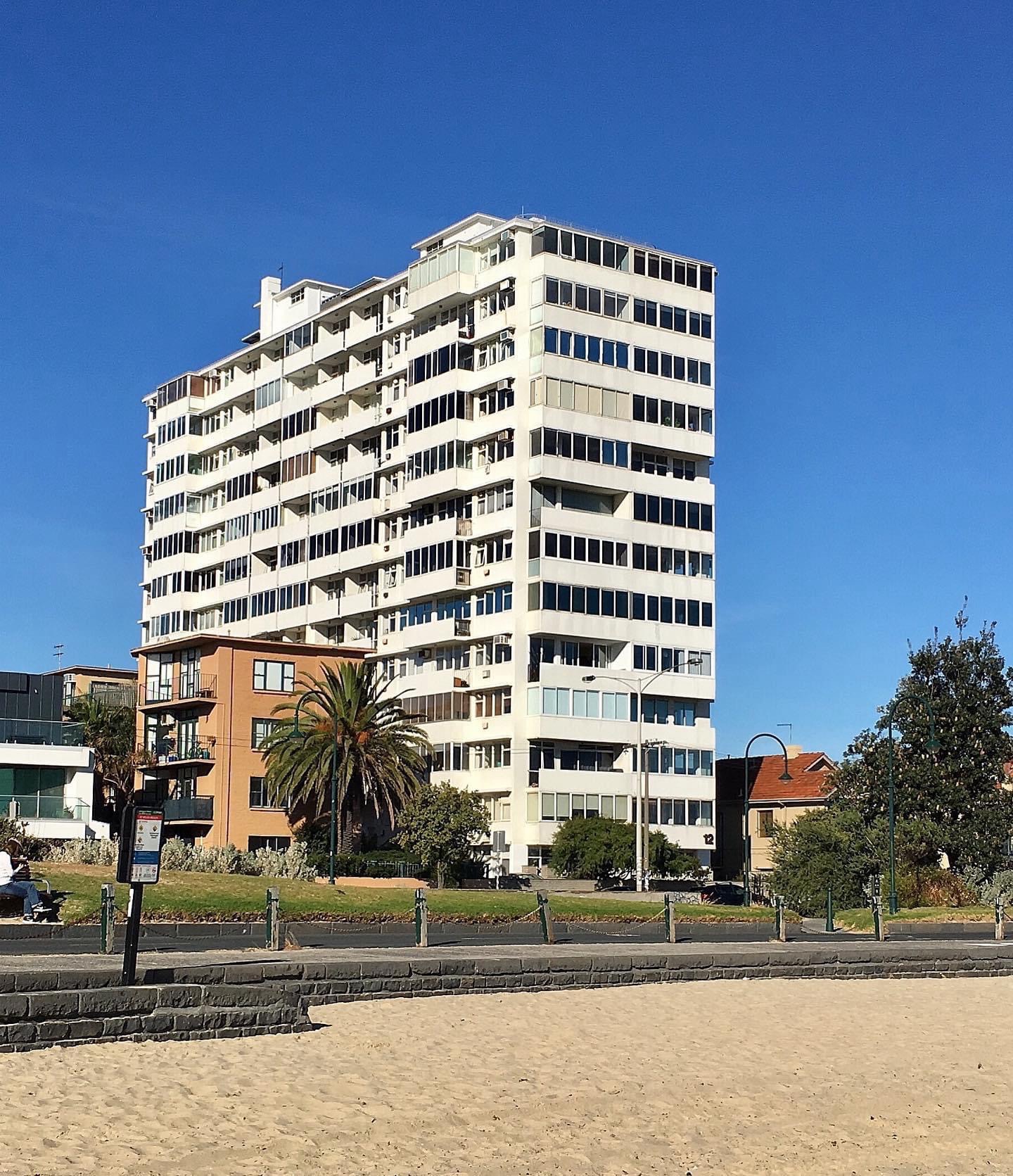 Edgewater Towers, 1961 – Storey of Melbourne