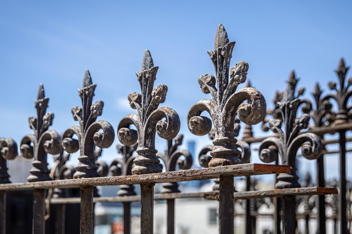 Melbourne University entrance fence – Storey of Melbourne