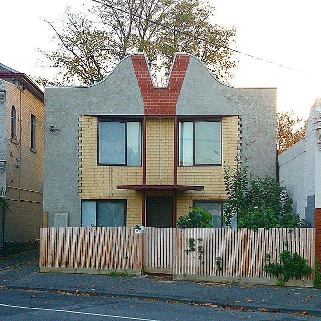 Postmodern social housing, heritage listed ! – Storey of Melbourne