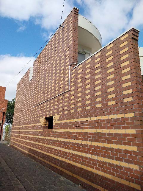 Postmodern social housing, heritage listed ! – Storey of Melbourne