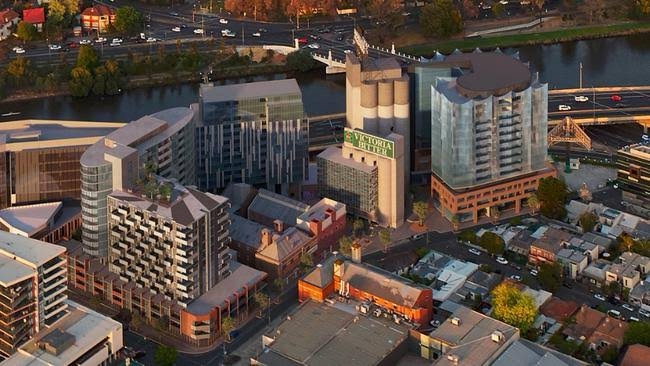Nylex Sign and silos – Storey of Melbourne