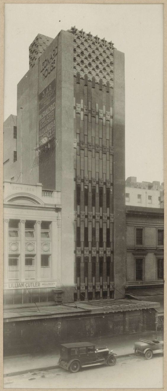 Leonard House 1924, first all-glass facade. – Storey of Melbourne
