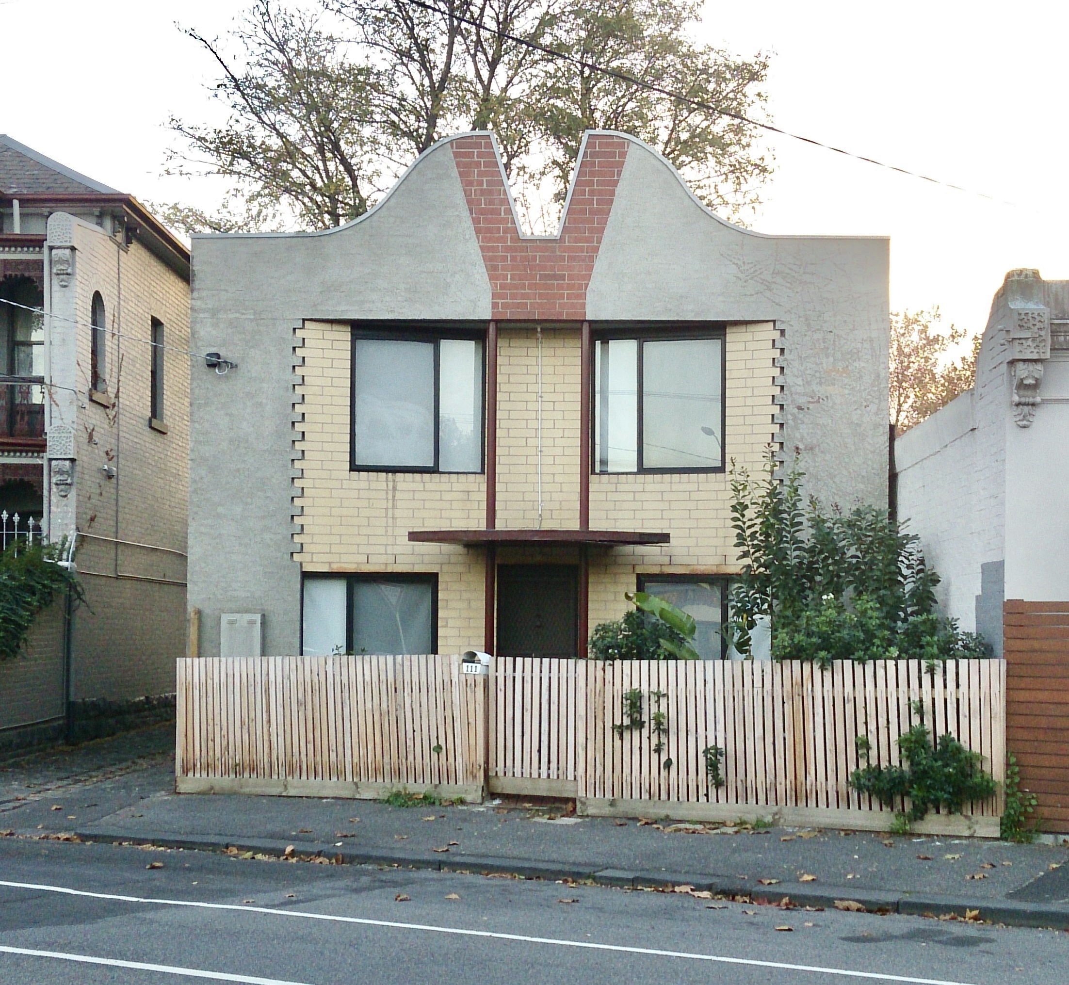 Postmodern social housing, heritage listed ! – Storey of Melbourne