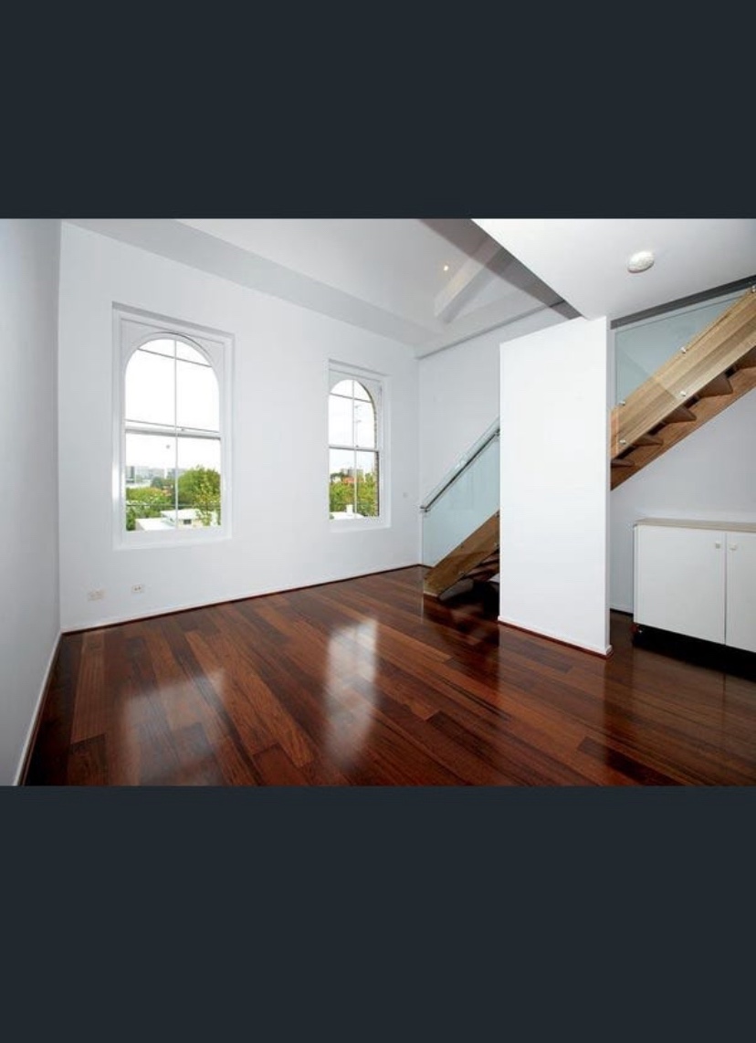 Big polychrome wall – Storey of Melbourne