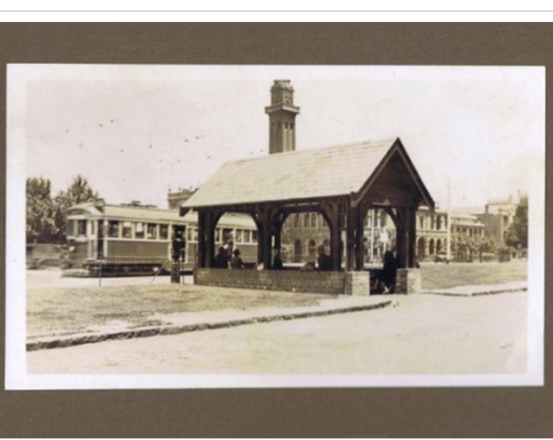 Tram shelter – Storey of Melbourne