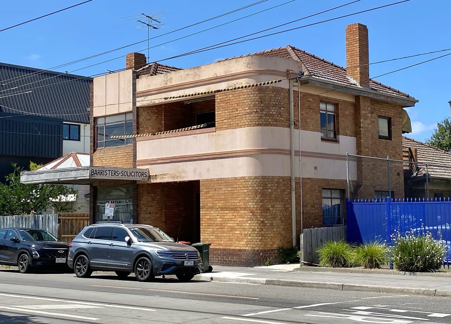 Cute Deco in Balaclava – Storey of Melbourne