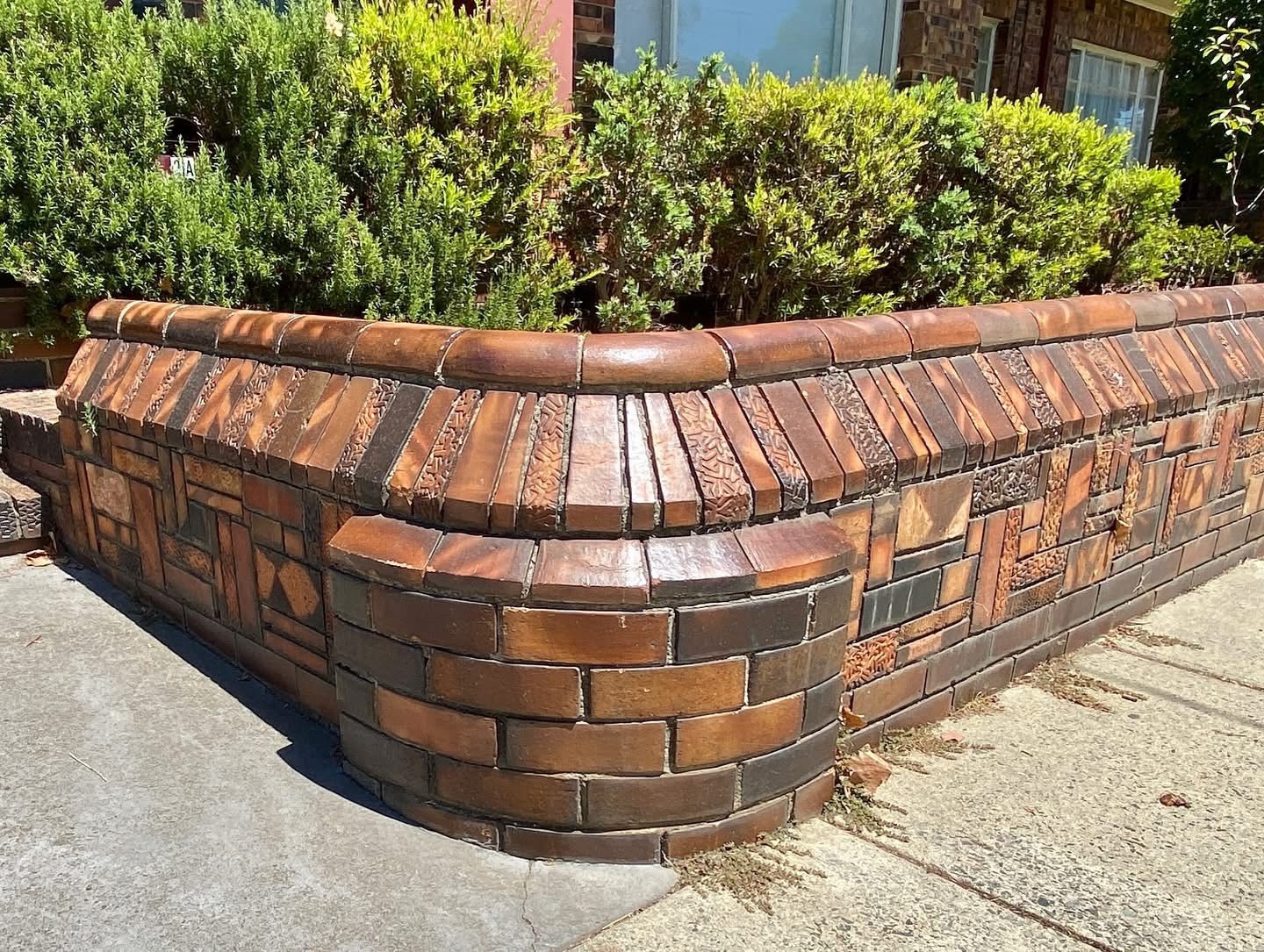 Crazy Deco brickwork – Storey of Melbourne