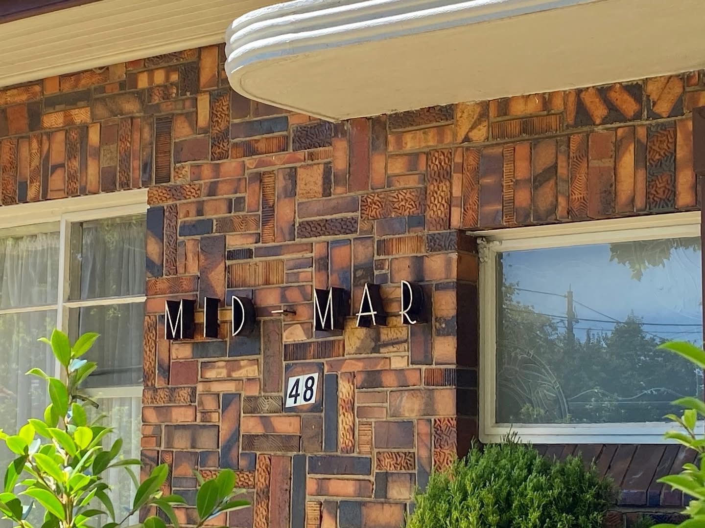 Crazy Deco brickwork – Storey of Melbourne