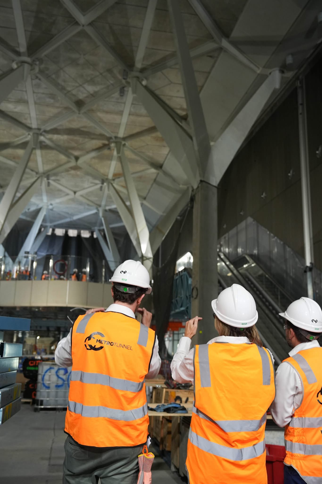 New City Square is a bore/Town Hall station metro entrance – Storey of ...