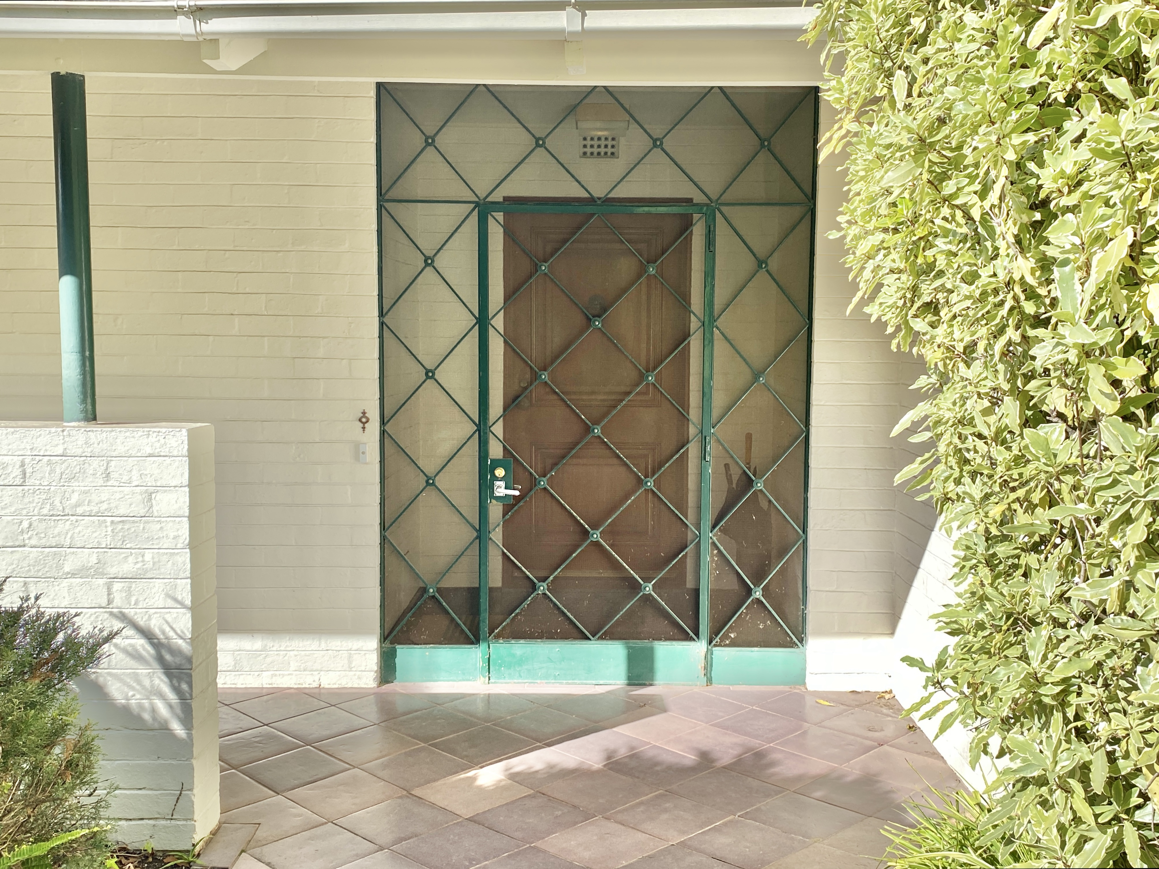 Roy Grounds modern cottage style – Storey of Melbourne