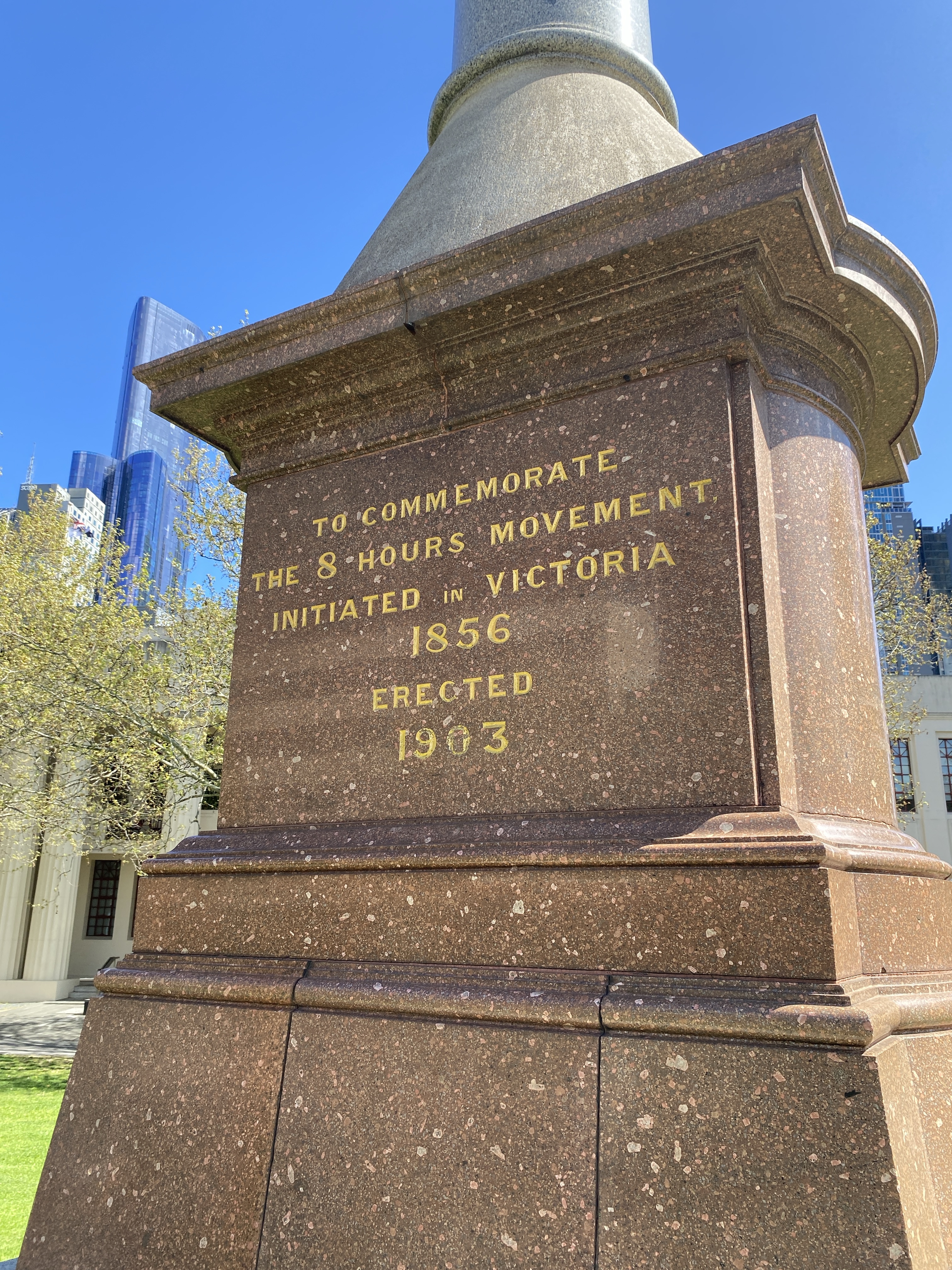 8 Hours Monument – Storey of Melbourne