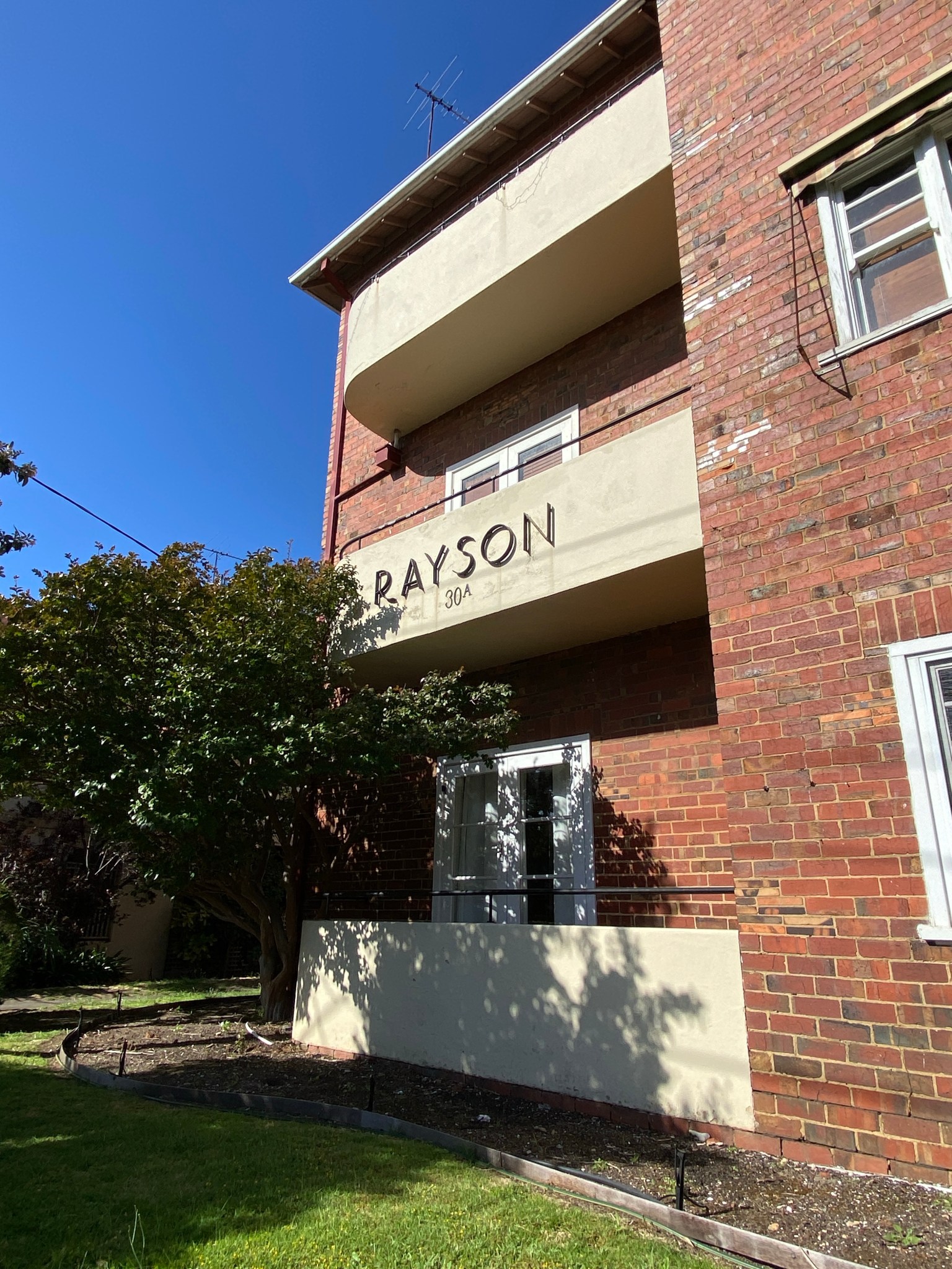 Mitford Street flats – Storey of Melbourne