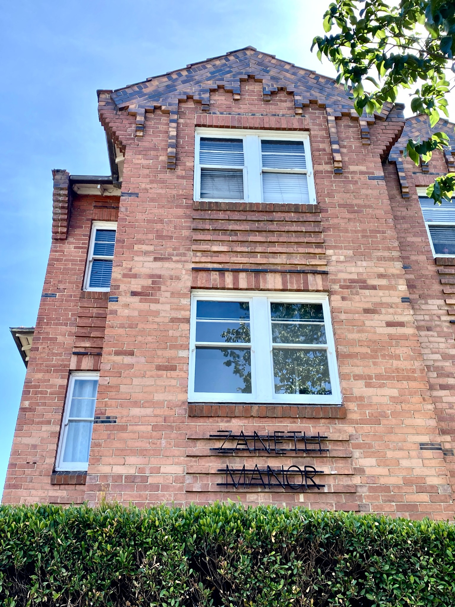Zenith of Zaneth – Storey of Melbourne
