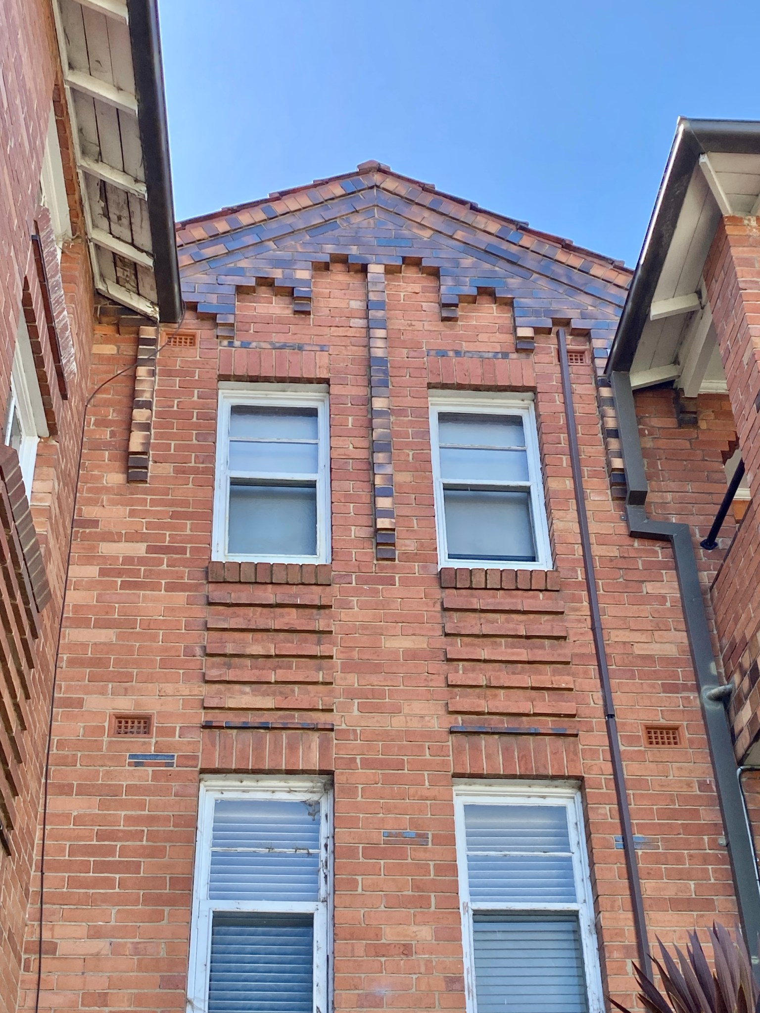 Zenith of Zaneth – Storey of Melbourne