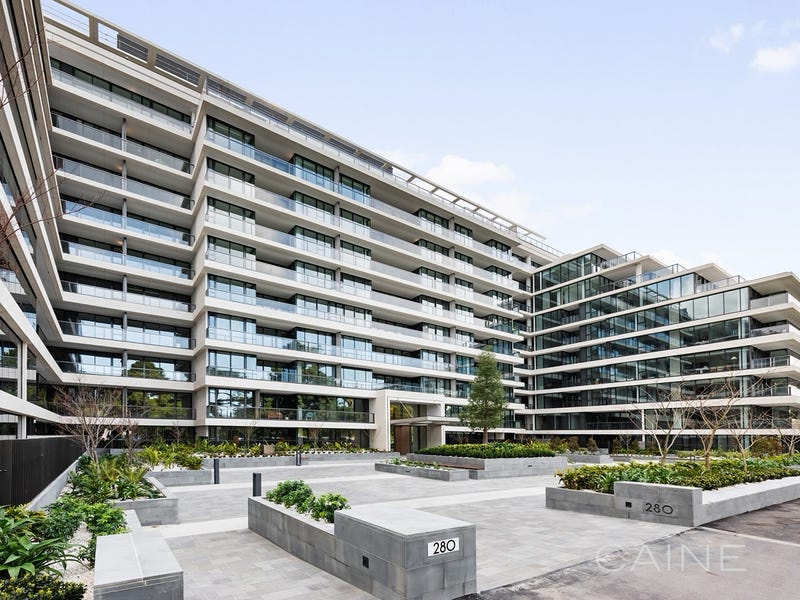 Dallas Brooks Hall – Storey of Melbourne